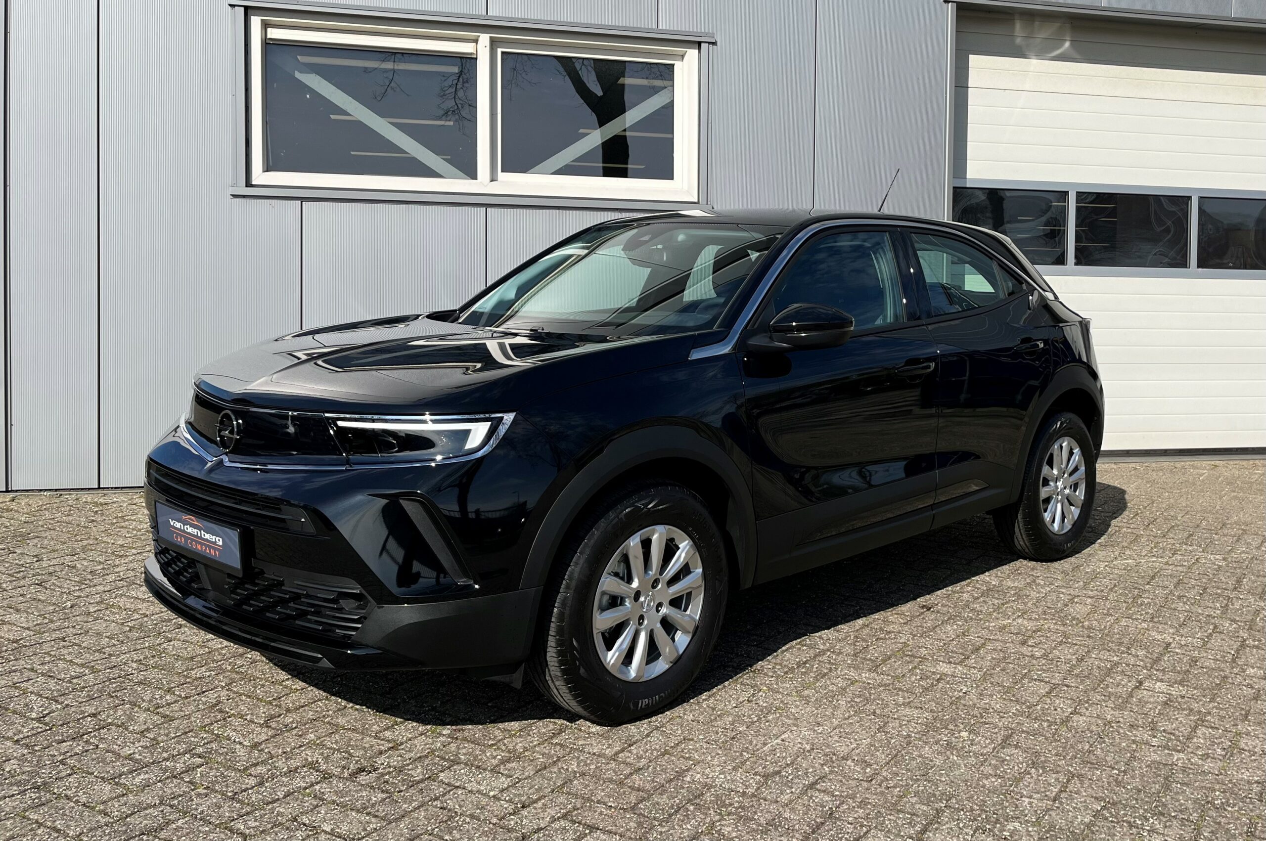 Opel Mokka - Van den Berg Car Company